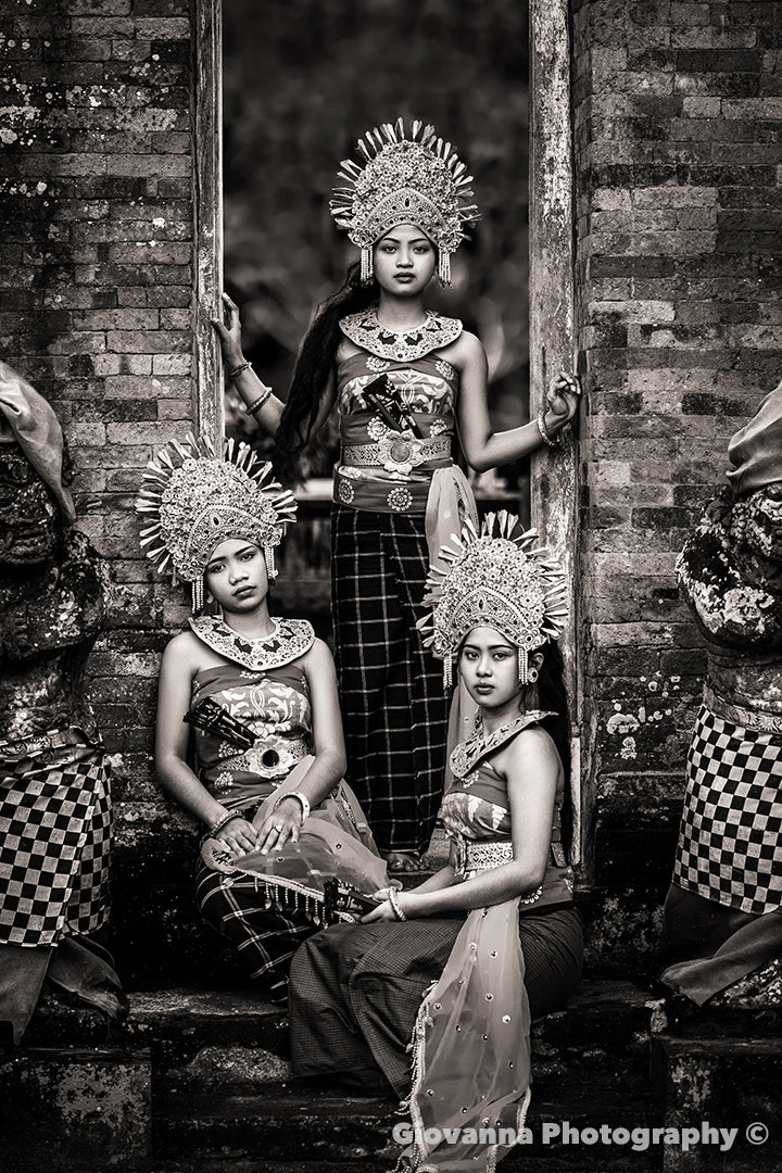 Sisterhood at The Royal Gate